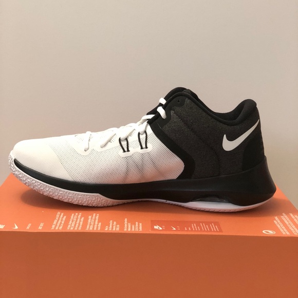 Nike | Shoes | New Nike Air Versitile Ii | Poshmark